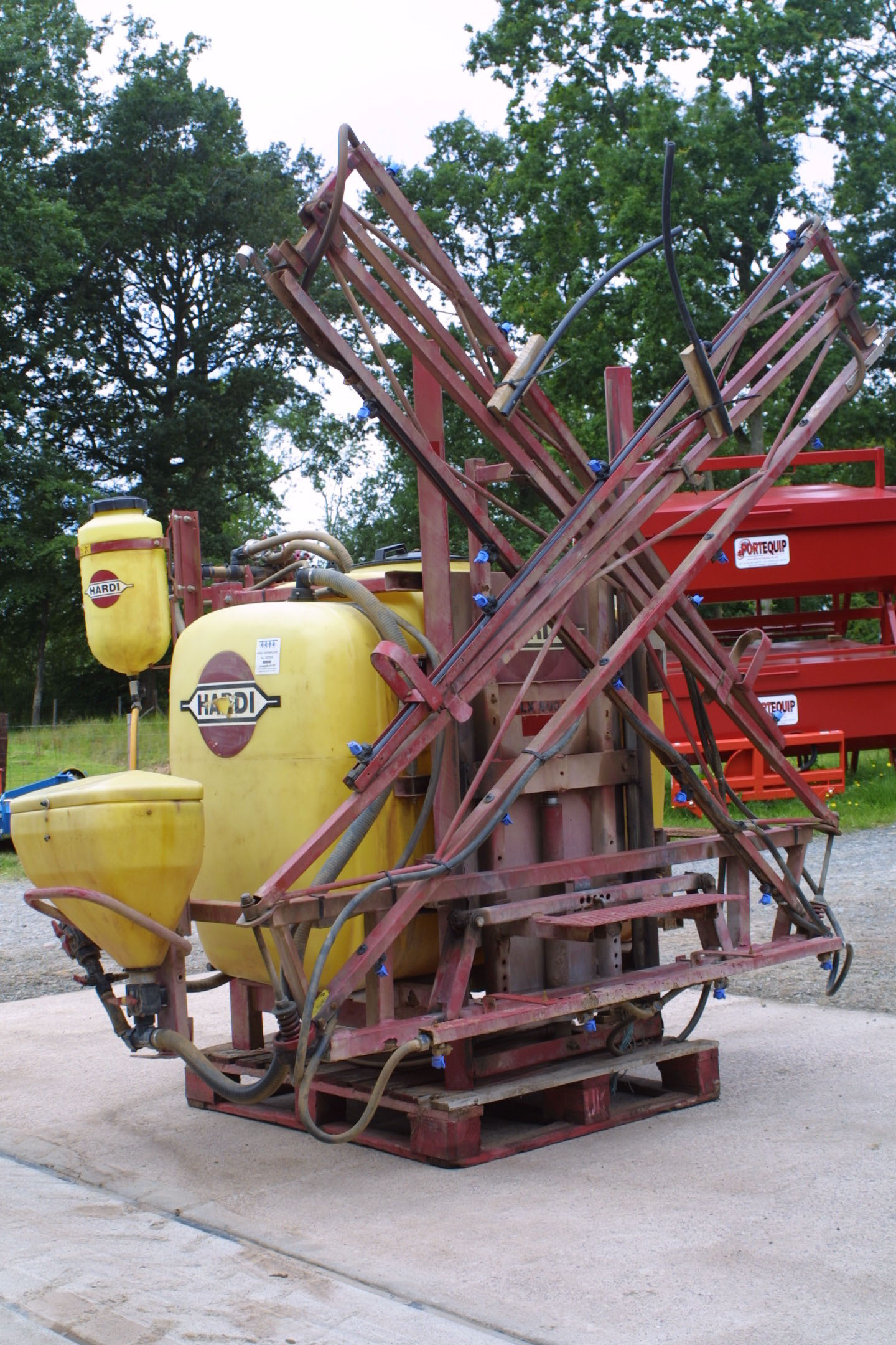 Browns 4.5 Metre Hydraulic Fold Grassland Aerator